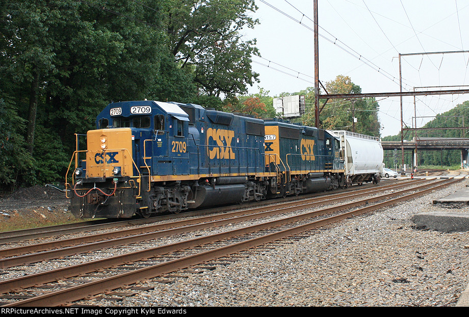 CSX GP38-2 #2709 on C770-04